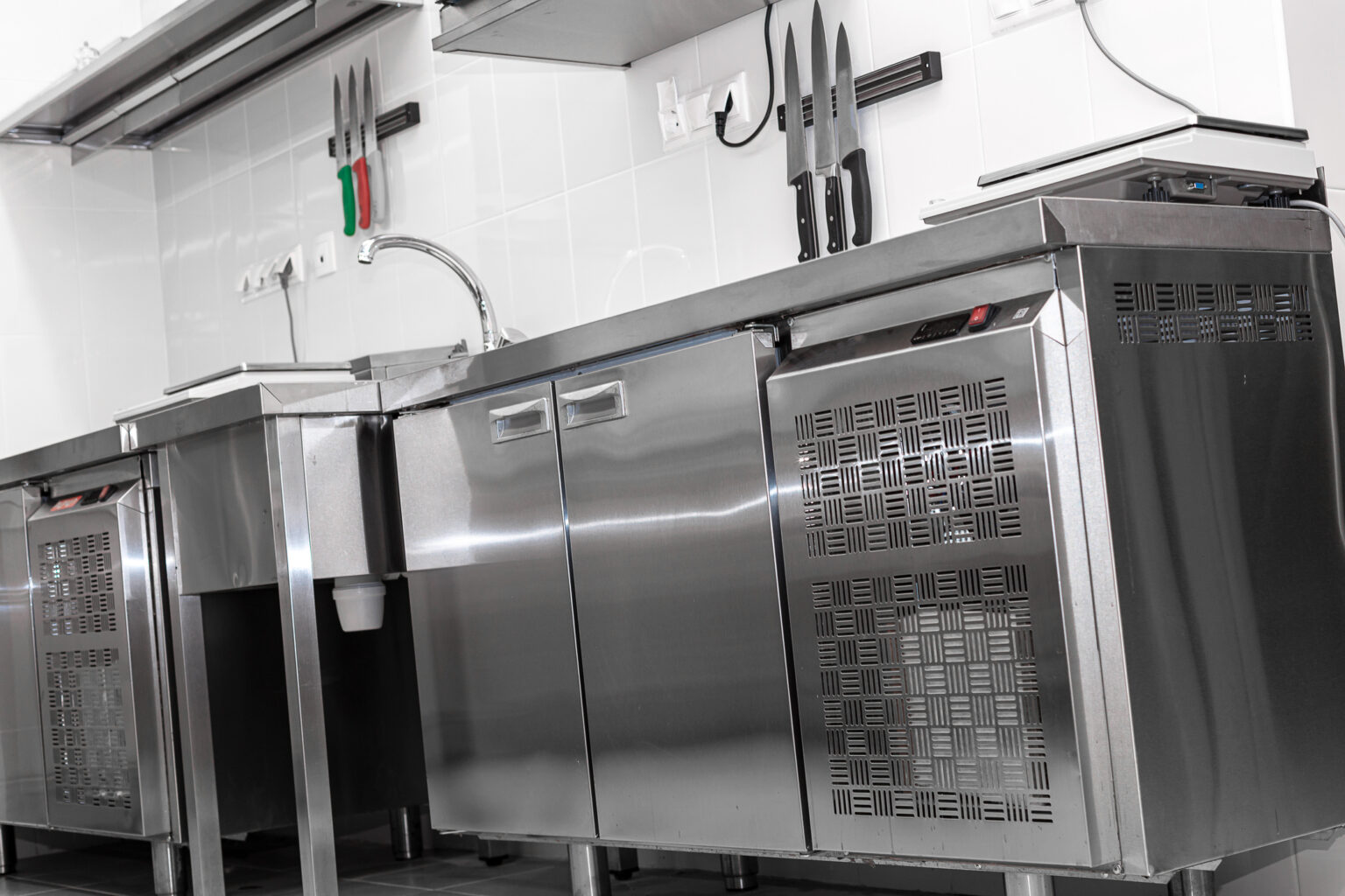 The Unsung Hero of Kitchen Airflow: Why Swamp Cooler Maintenance ...